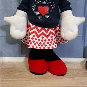 Disney | Toys | Rare Disney Minnie Mouse Plush Porch Door Greeter Cute ...